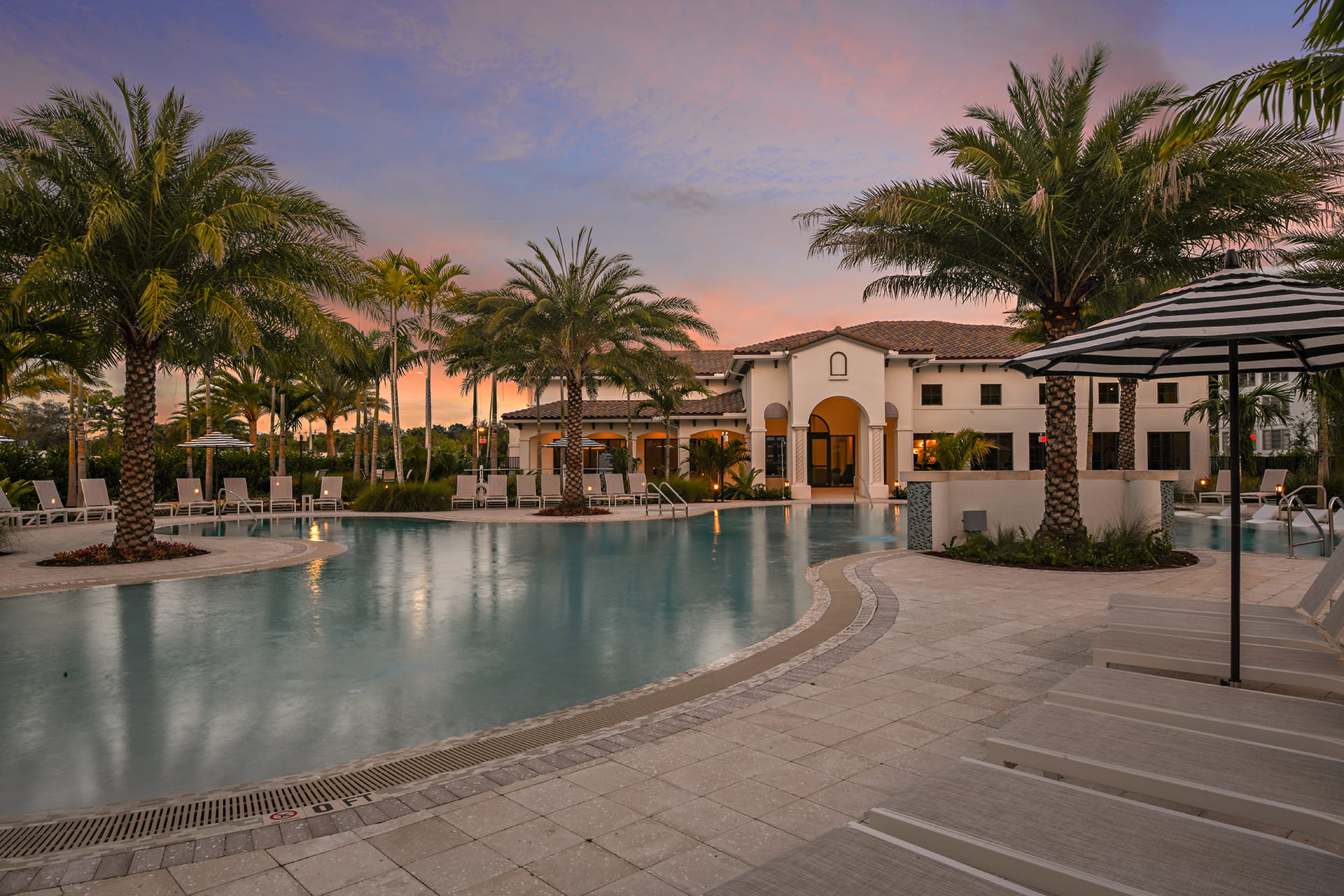 Community Amenities & Features | Boca Vue Luxury Apartments