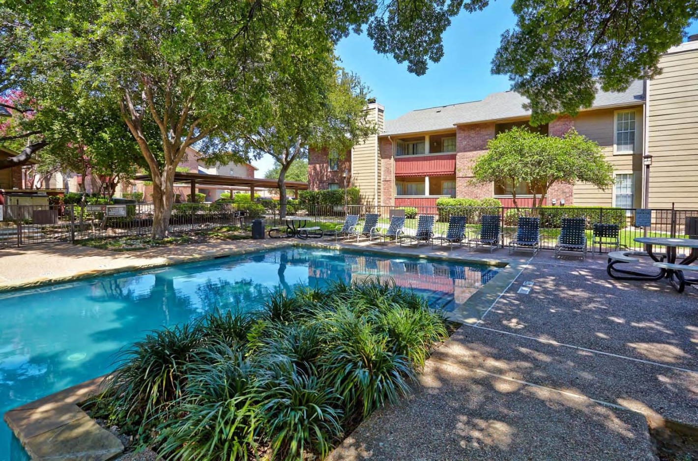 Autumnwood Apartment Homes | Apartments in Arlington, TX | RENTCafe