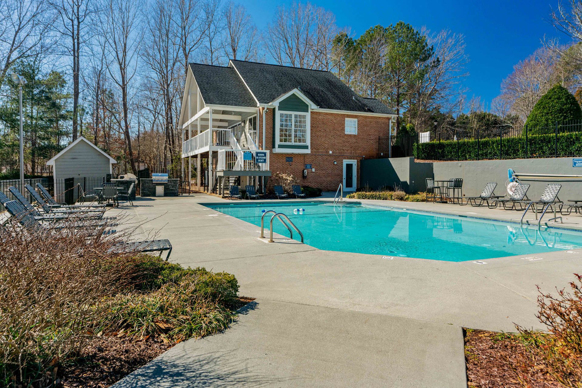 Cary, NC Apartments | Amberwood at Lochmere | Photo Gallery