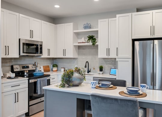 Cary, NC Apartments for Rent | Preston Ridge