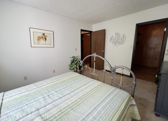 Apartments for Rent in Fort Wright, KY | Devou Village | Photos