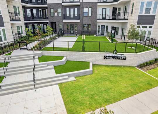 Explore New Apartments in The Colony, TX | Jefferson Grandscape