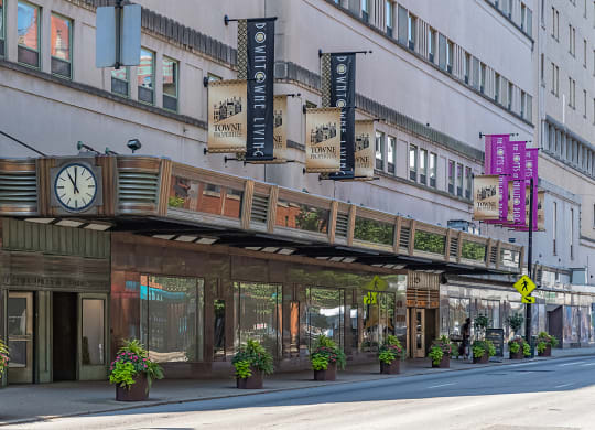 Downtown Cincinnati Apartments for Rent | The Lofts at Shillito Place