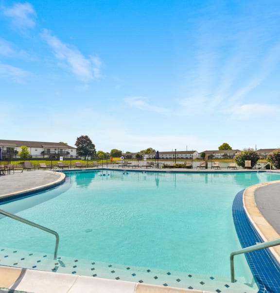 Lake Castleton | Apartments in Indianapolis, IN