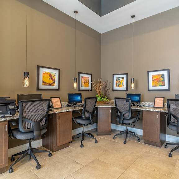 Property details for Lexington Court Apartments from Concord Management