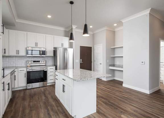Maple Grove Apartments | The Edison at Maple Grove