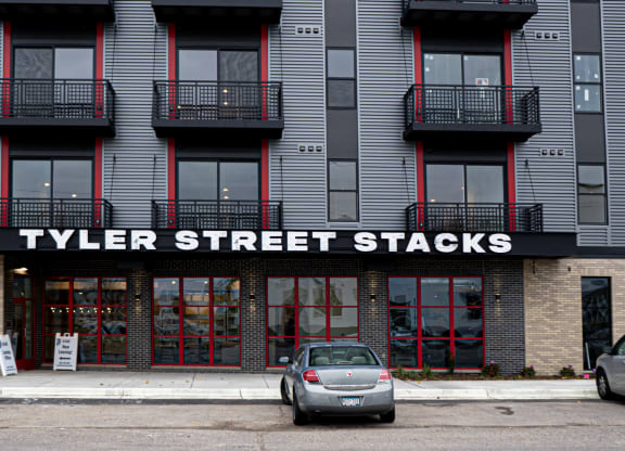 Northeast Minneapolis Apartments in Minneapolis, MN | Tyler Street Stacks