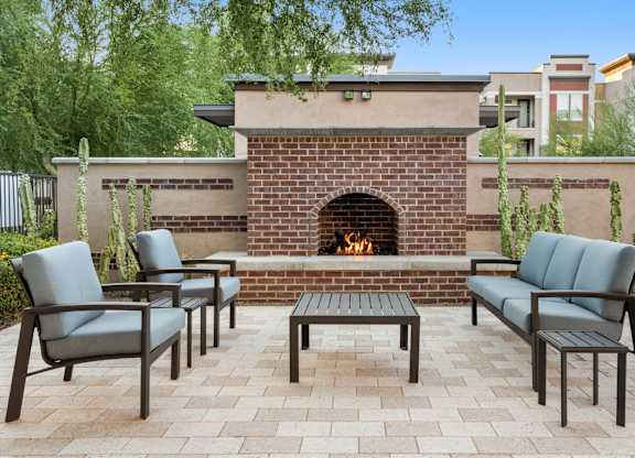 Photos of Town Commons | Luxury Apartments in Gilbert, AZ