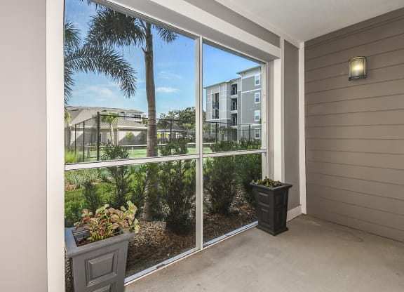 Photo Gallery | Dunedin Commons Apartments in Dunedin, FL