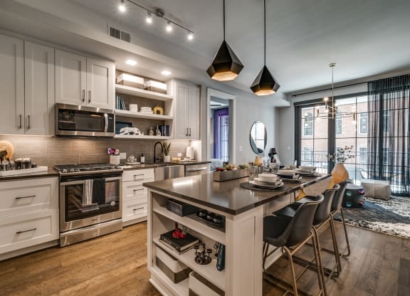 Photos and Video of The Hamilton in Dallas, TX