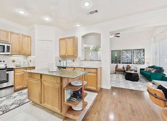 Photo Gallery | Estates at TPC Luxury Apartments in San Antonio, TX