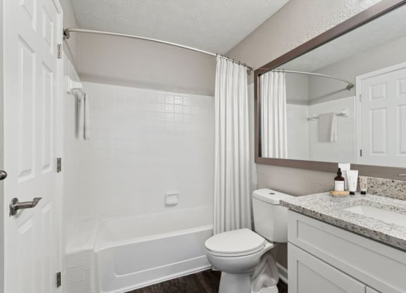 Photo Gallery | Edgewater at Sandy Springs