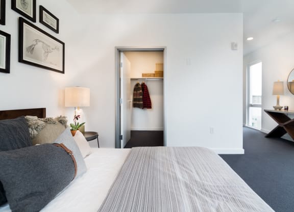 Photos of Goat Blocks Apartments in Portland for Rent