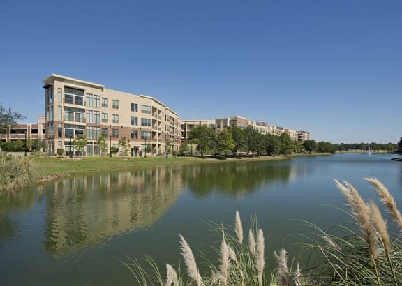 Luxury Apartments in Katy, TX | The Grand at La Centerra