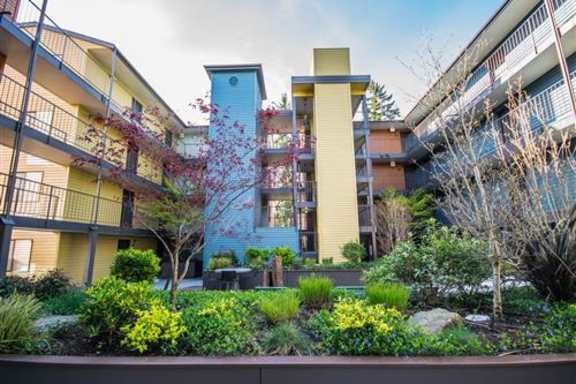 Studio, 1 & 2-Bedroom Apartments in Northgate, Seattle | Baldwyn