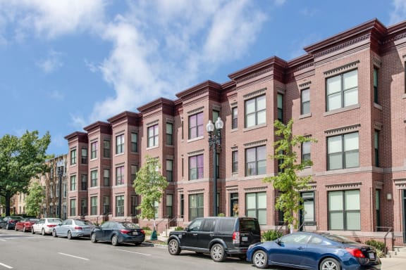 Old Town Alexandria Apartments | Mason Hall Apartments