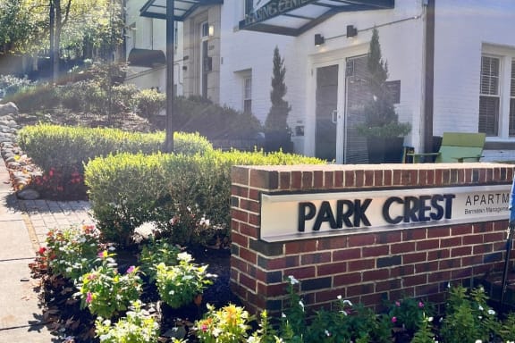 Idaho Terrace: Apartments in Cathedral Heights, Washington, DC