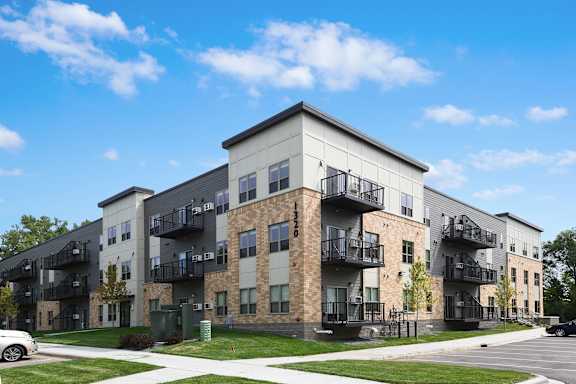 Apartments in Maplewood, MN | Maplewood