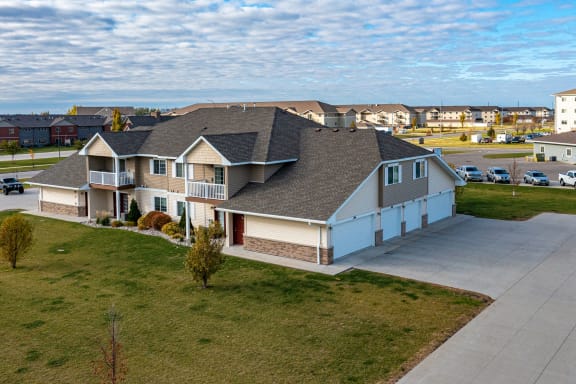 Library Lane | Apartments in Grand Forks, ND