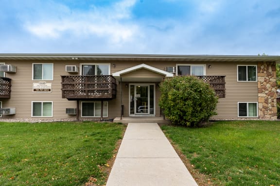 Library Lane | Apartments in Grand Forks, ND