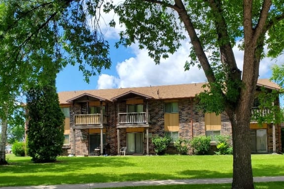 Library Lane | Apartments in Grand Forks, ND