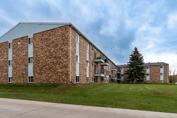Library Lane | Apartments in Grand Forks, ND
