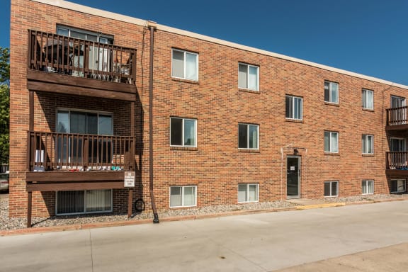 Library Lane | Apartments in Grand Forks, ND