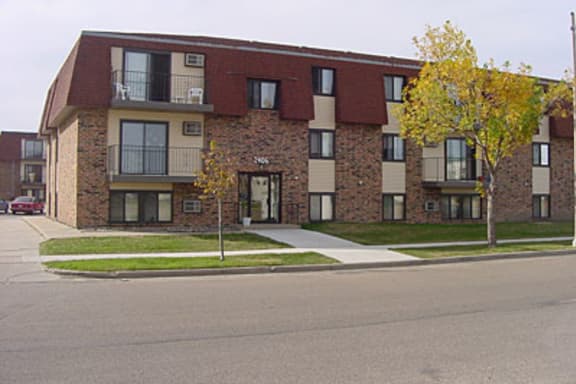 Bismarck, ND, Apartments | Sierra Ridge | Home