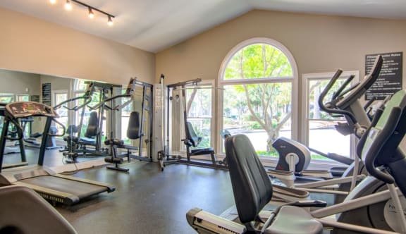 Sutter Lake | Apartments in Riverdale, GA