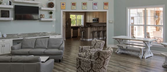 The Crossings at Red Mill | Apartment and Community Amenities
