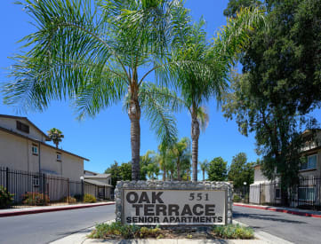 Senior Apartments in Hemet, CA | Oak Terrace Senior Apts