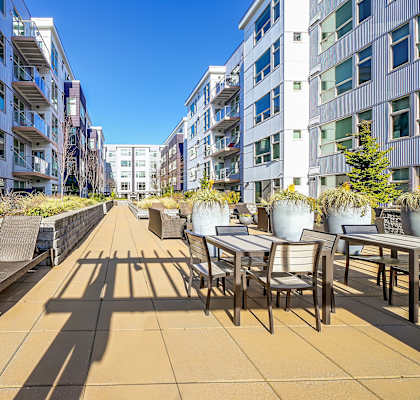The Enclave | Apartments in Seattle, WA