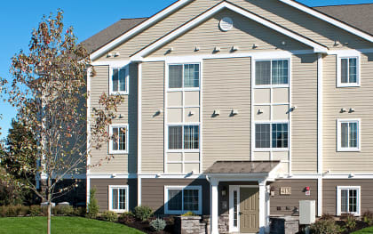 The Woods | Apartments in Brunswick, NY