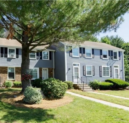 Ellington, CT Townhomes | Arbor Commons | Home