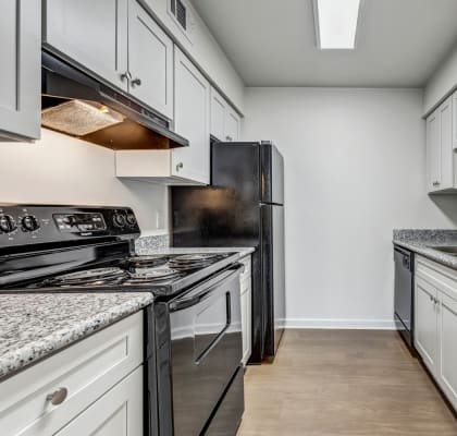 Whitney Manor | Apartments in Gretna, LA