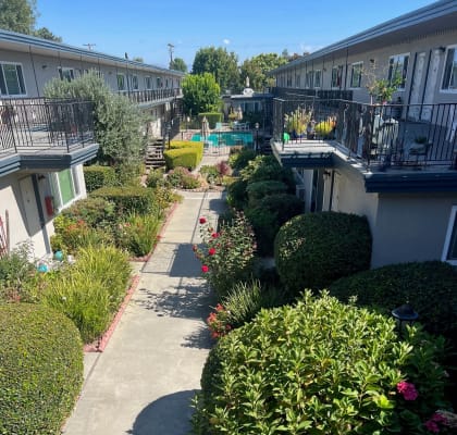 Colonial House Apartments | Apartments in San Jose, CA