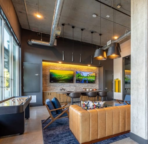 Photos and Video of Edson House in Oakland, CA