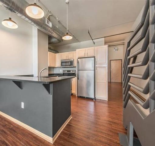 Lofts for Rent in Milwaukee | Boston Lofts | Photos