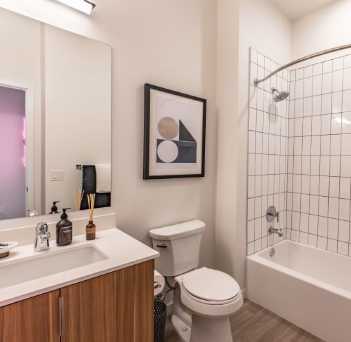 Neon Local Apartments | Denver for Rent | Apartments South Broadway