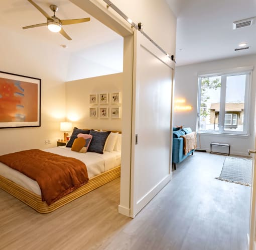 Neon Local Apartments | Denver for Rent | Apartments South Broadway