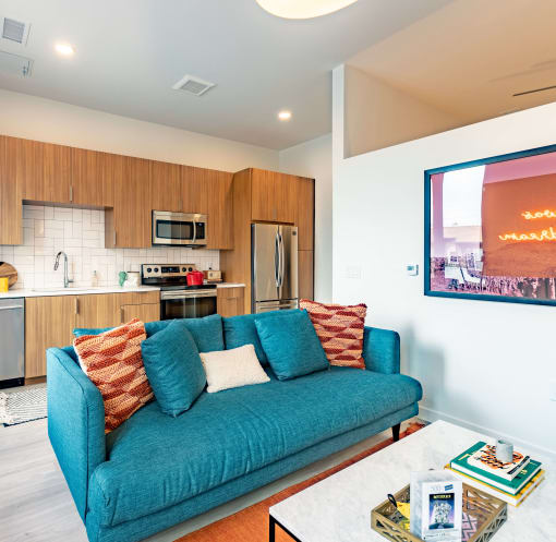 Neon Local Apartments | Denver for Rent | Apartments South Broadway