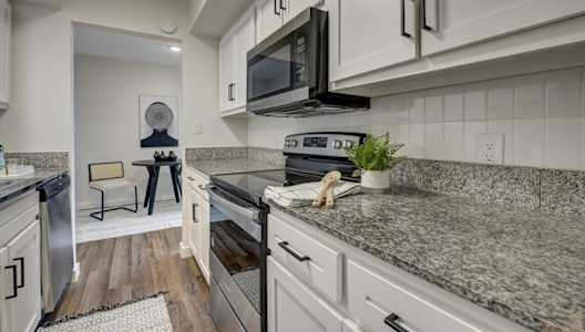 Lake Highlands Apartments | The Alista | Home