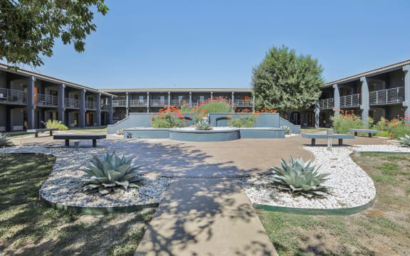 Centro Studio Homes | Apartments in Austin, TX