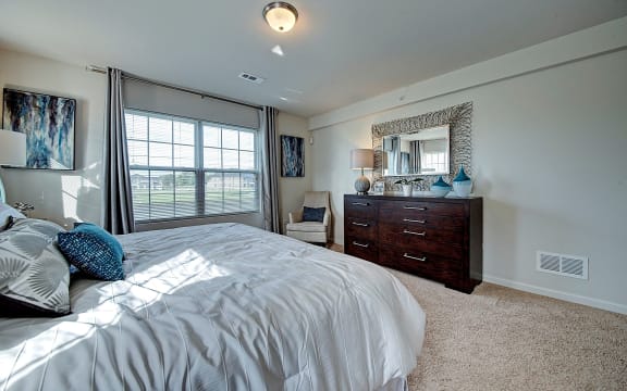 Ashwood Place | Apartments in Naperville, IL