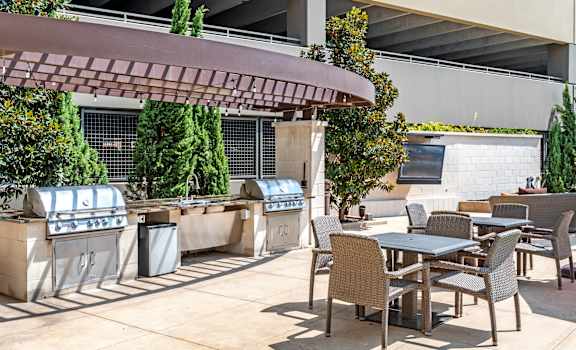 Apartments in Fort Worth | Aviator West 7th | Home