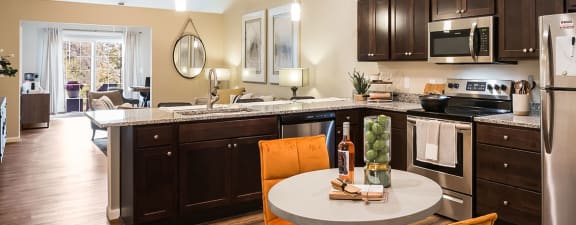 Redwood Norton | Apartments for rent in Norton, OH