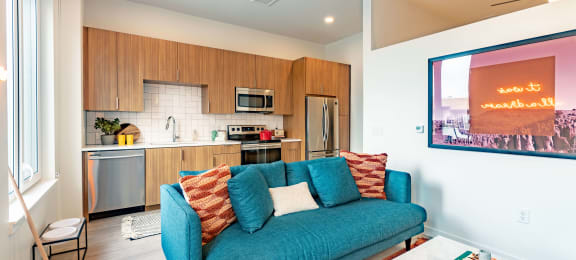 Neon Local Apartments | Denver for Rent | Apartments South Broadway