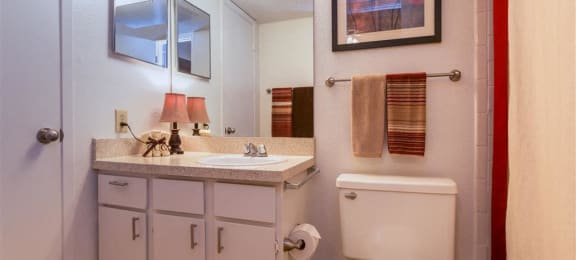 Photos and Video of Chase Crossing Apartments in Dallas, TX