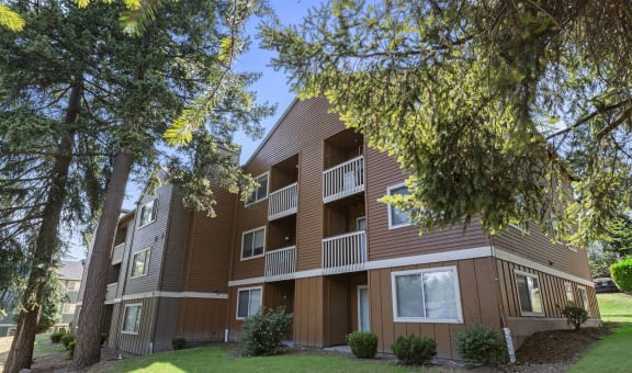 Encore Apartment Homes | Apartments in Federal Way, WA