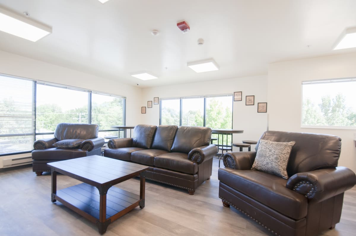 Property details for Northwest Valor Pointe from Northwest Real Estate ...